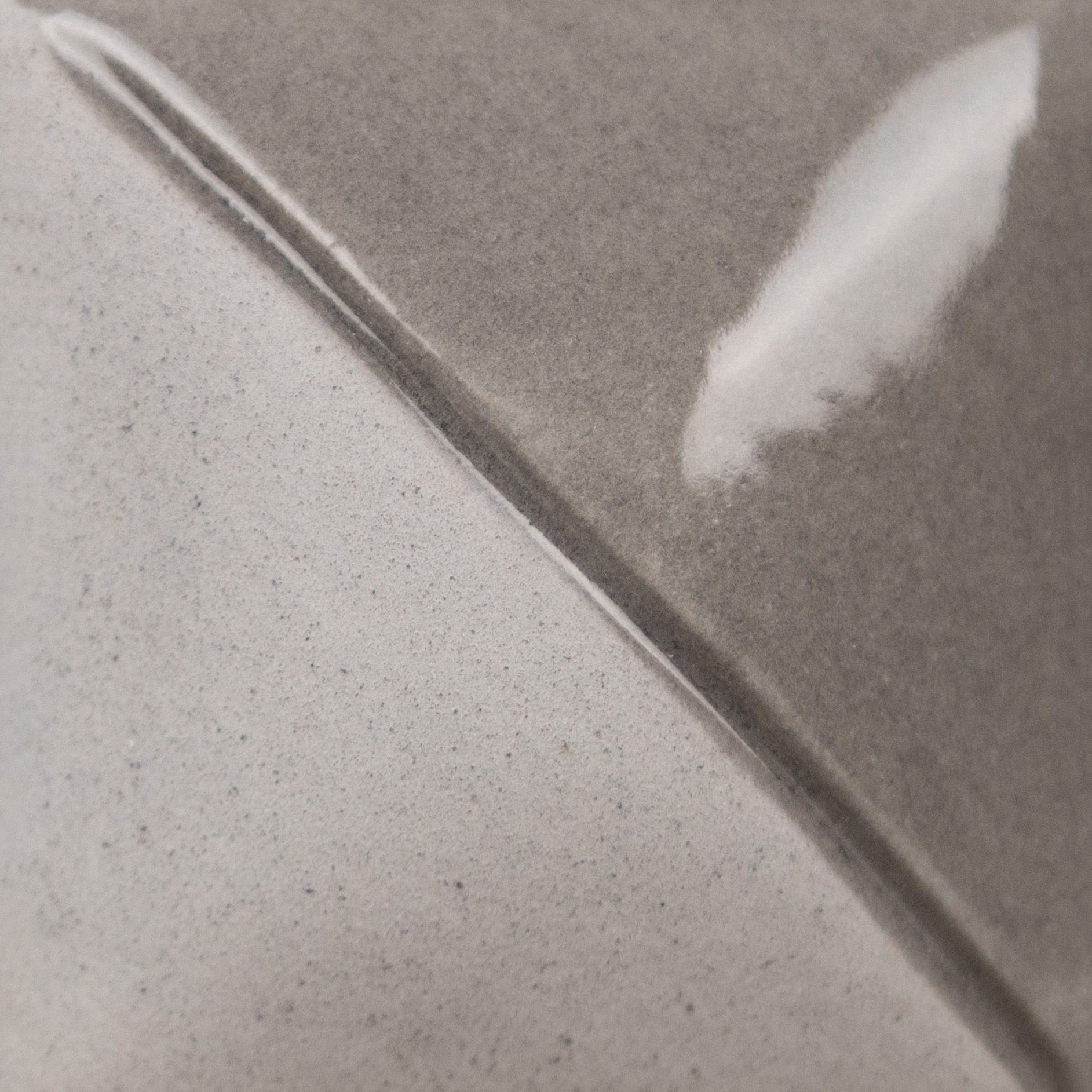 Mayco Fundamentals Underglaze - UG-198 Dark Grey - 2 oz | Clay King