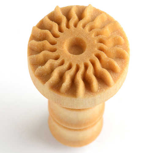MKM SCM-087 Medium Round Stamp - Aztec Sun | Clay King
