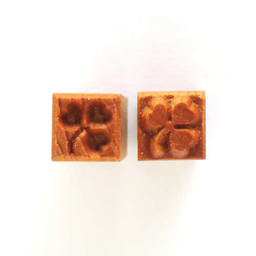 MKM SSS-110 Small Square Double Sided Stamp - Clover | Clay King