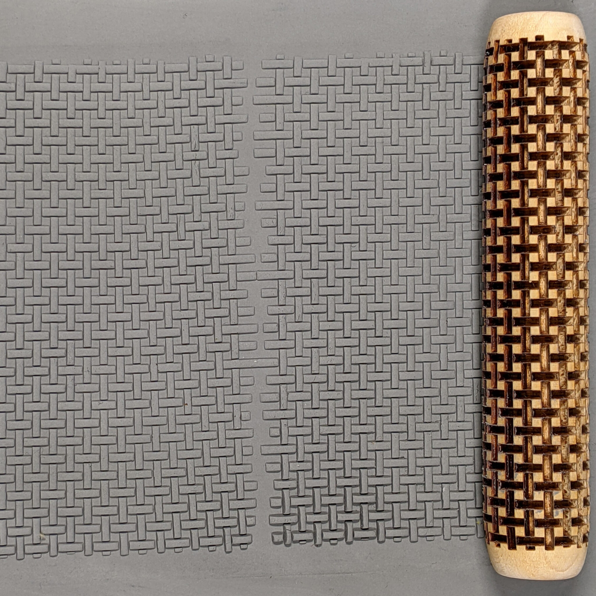 Socwell SD2027 Hand Roller - Wicker Weave | Clay King