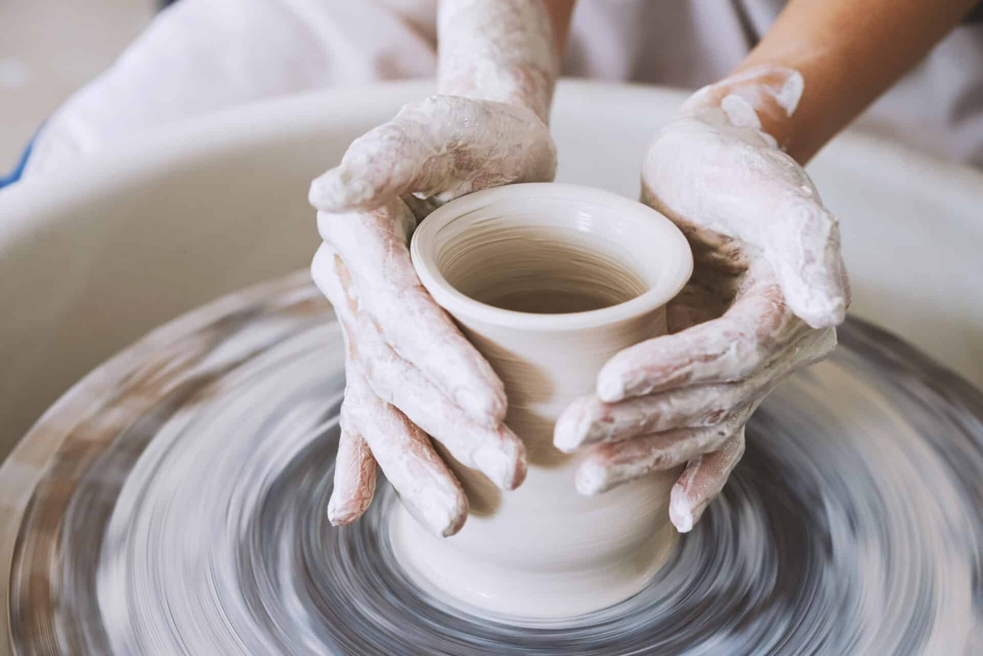 What Is a Pottery Wheel? | Clay King